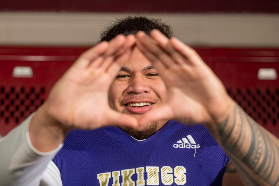 Puyallup’s Dave Iuli discusses Oregon commitment | Tacoma News Tribune