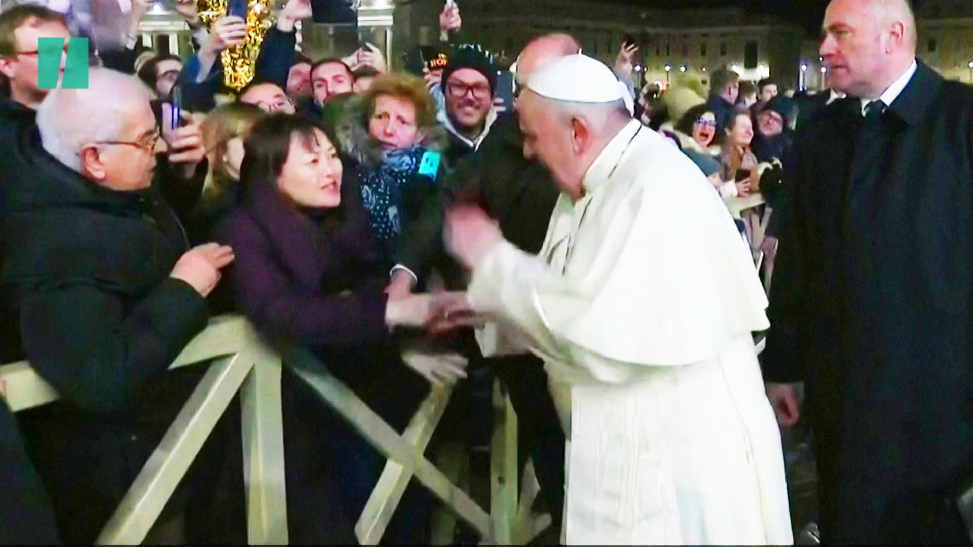 Pope Francis Praises Middle Finger In Now-Deleted Tweet | HuffPost Religion