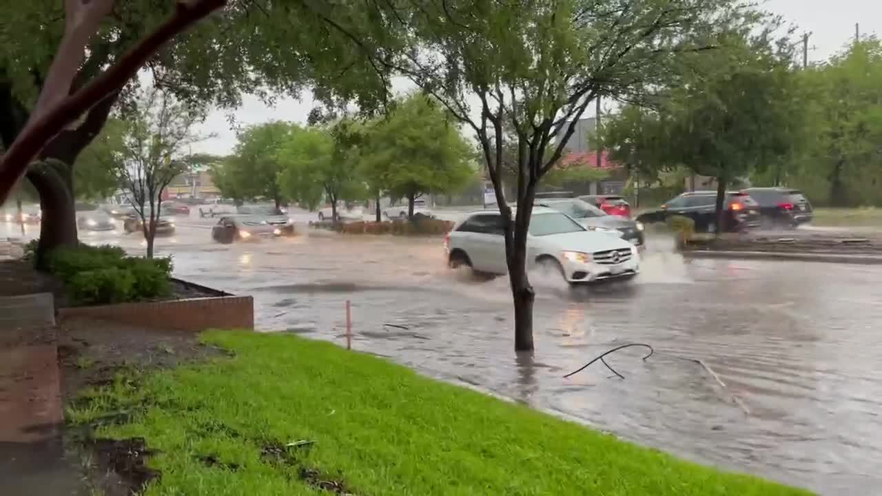 Flash flooding after thunderstorms in DFW | Fort Worth Star-Telegram