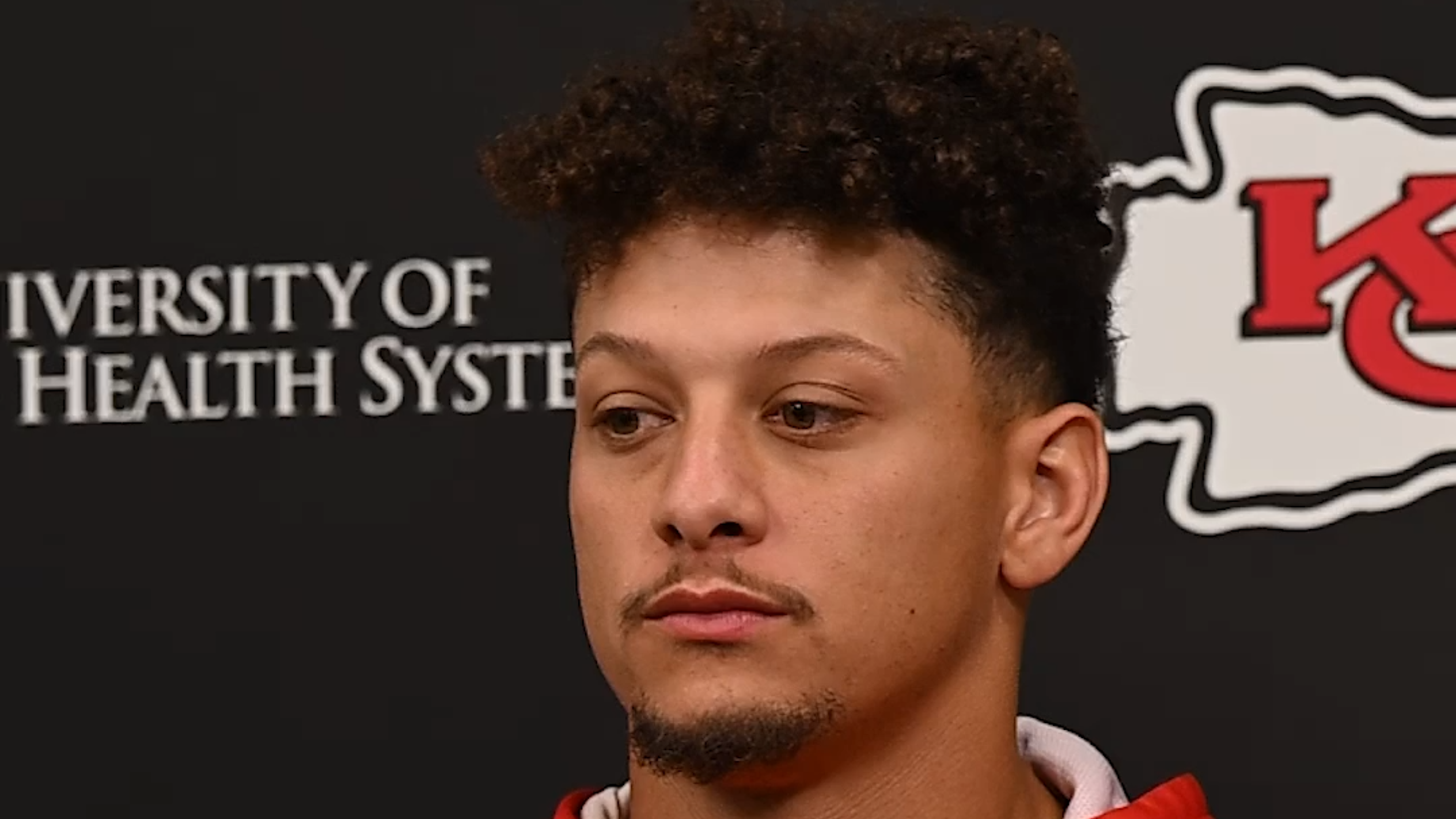 Patrick Mahomes speaks to media for the first time regarding home ...