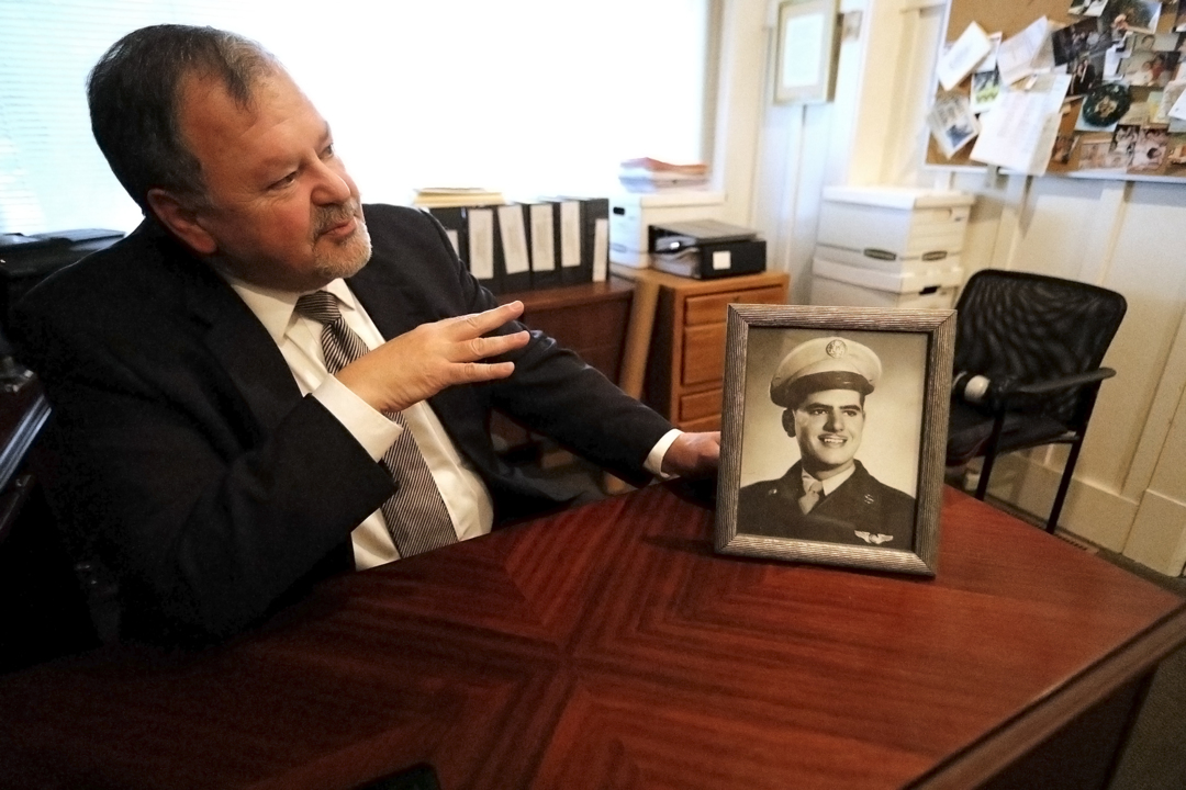 Smart murder trial defense attorney Harold Mesick condensed interview ...