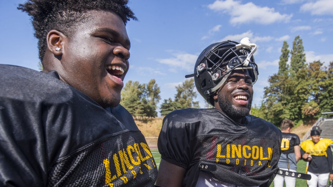 Lincoln football's Jayden and Julien Simon break down their one-on-one ...