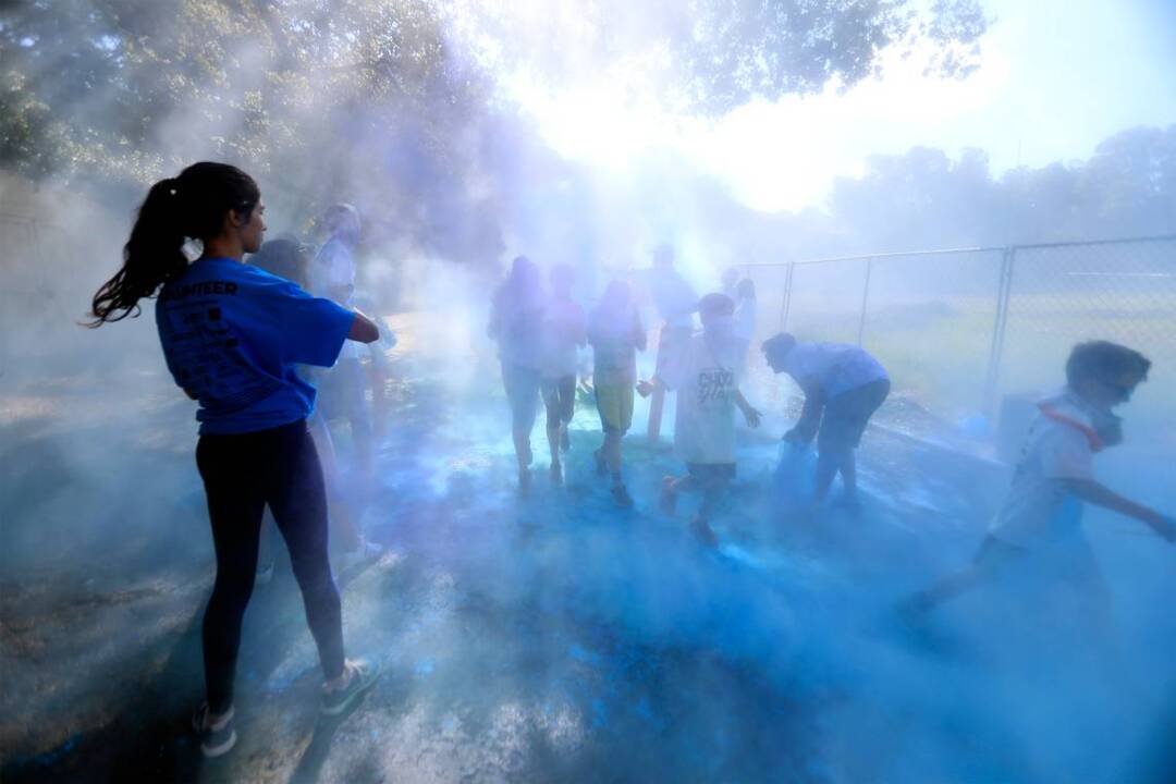 SLO Color Blast Fun Run 2017 | The Fresno Bee