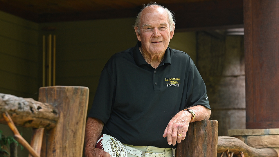Sports Legends of the Carolinas: Jerry Moore | The State