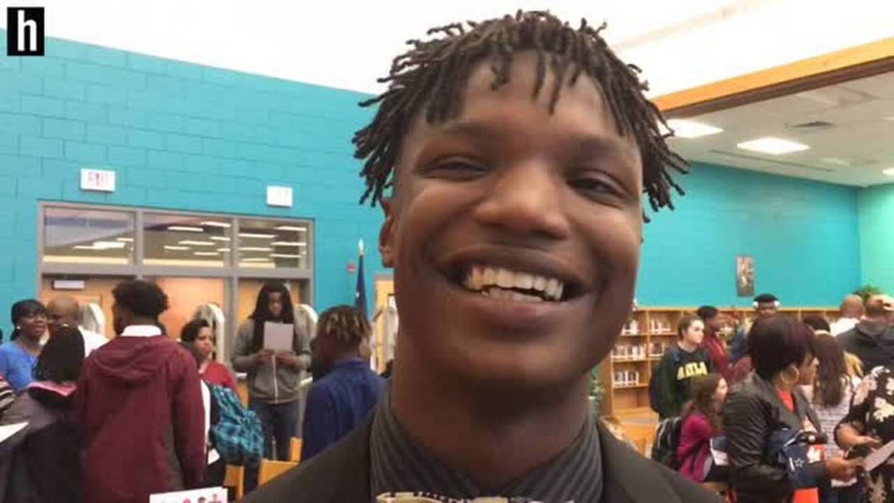 Jamari Currence had the best shoes at South Pointe’s Signing Day ...