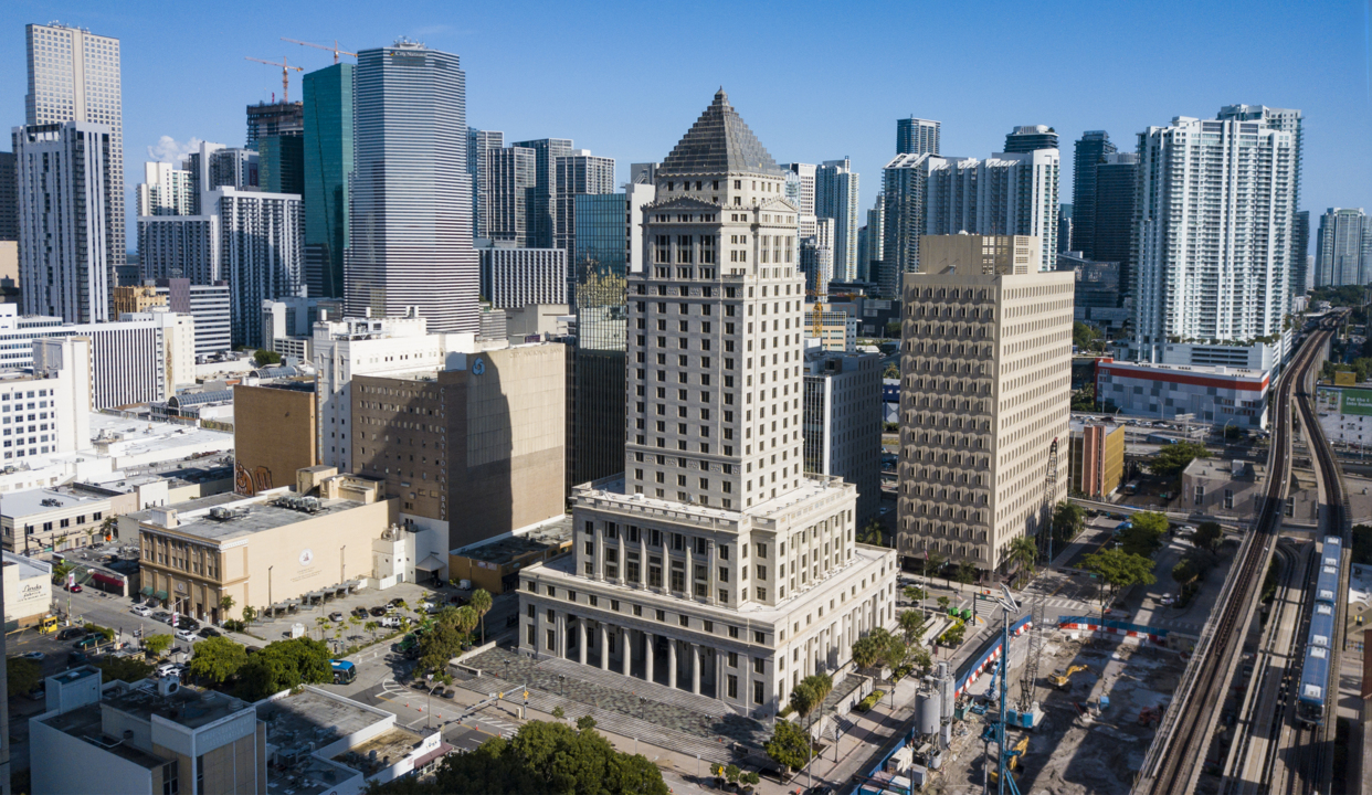 Miami-Dade's 1928 courthouse shows its age | Miami Herald