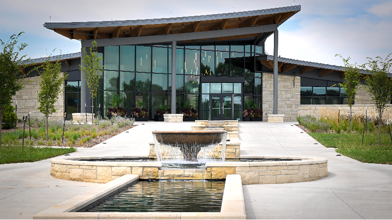 The new LongHouse Visitor Center at the Overland Park Arboretum ...