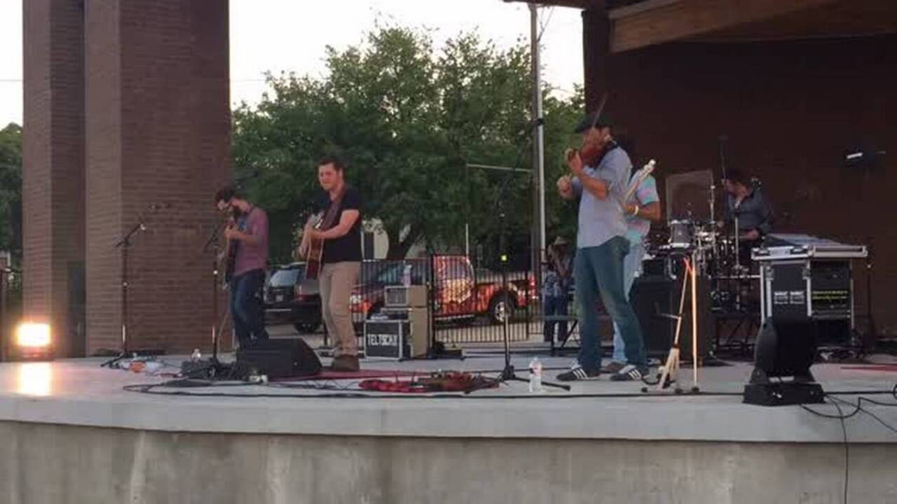Jake Ward performs at The LOT Downtown in Mansfield | Fort Worth Star ...
