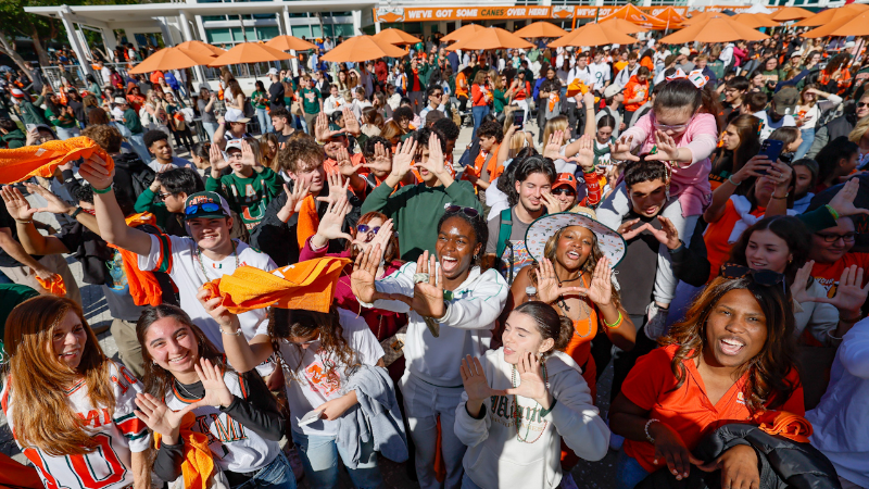 UM fans pack pep rally ahead of 2026 College Football Playoff national ...