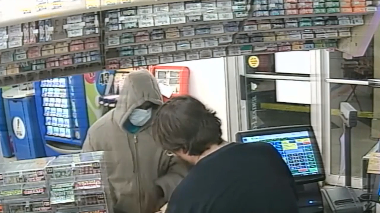 Surveillance Video Of Lexington Dairy Mart Robbery Fort Worth Star