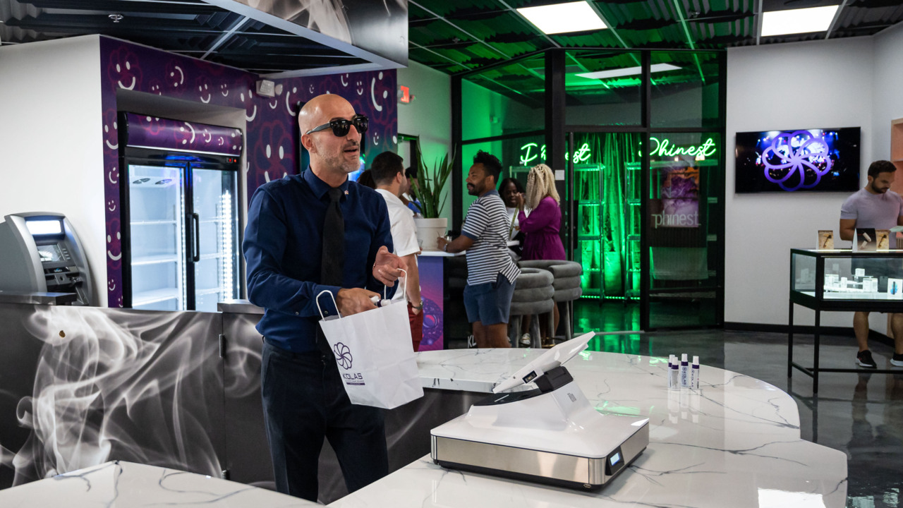 CA law will soon bar employers from most marijuana tests | Sacramento Bee