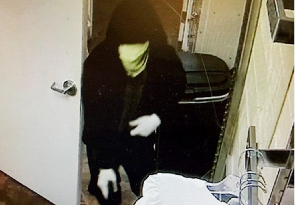 Surveillance camera captures gunman robbing Goodwill Store in Macon, Ga ...