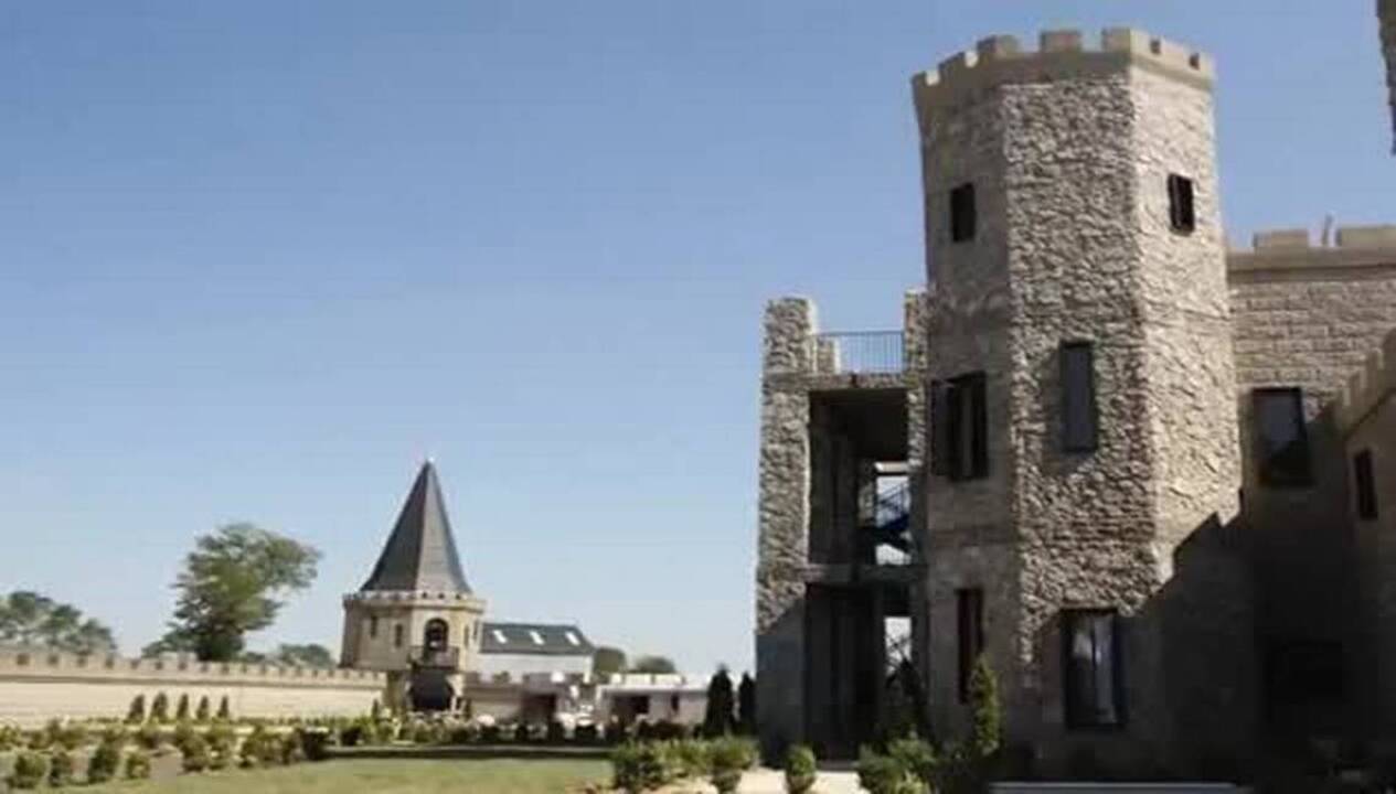 Go inside legendary Kentucky castle | Lexington Herald Leader