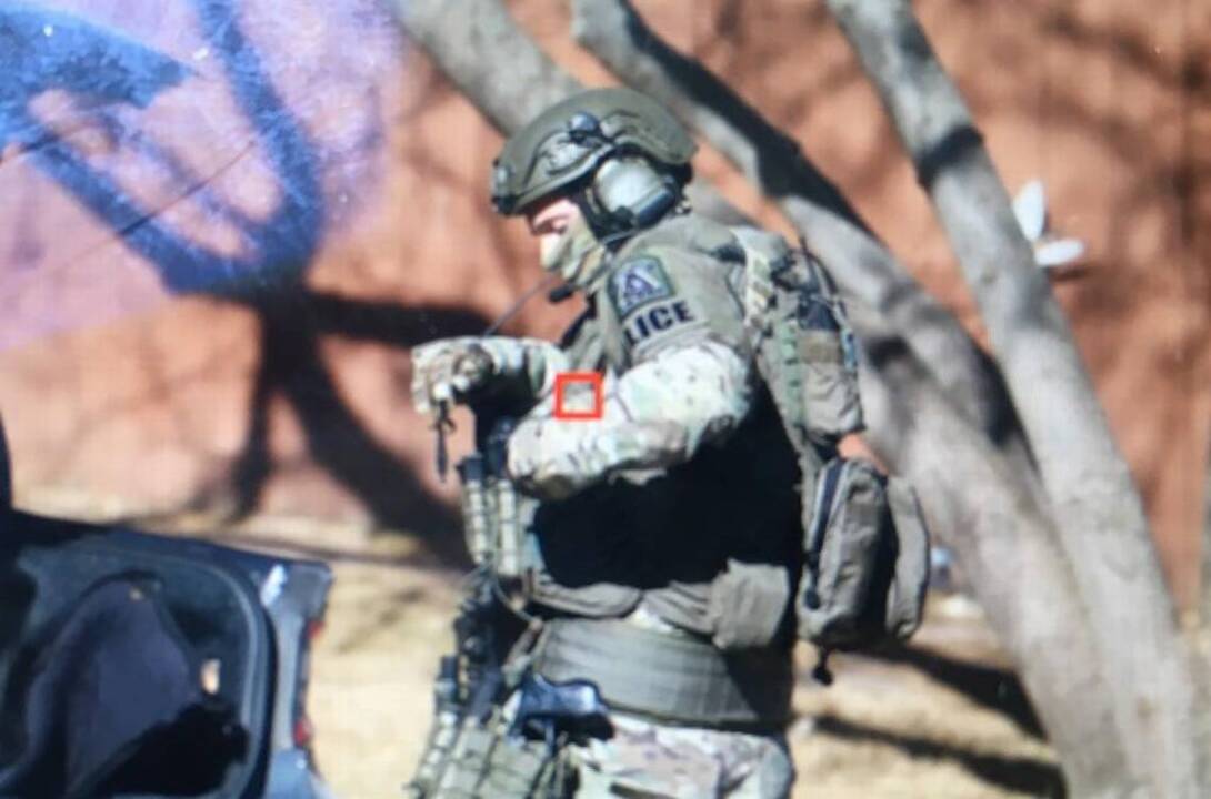 SWAT teams respond to shooting | The Wichita Eagle