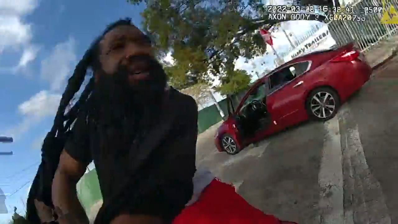 Man struggles with Miami cop, fatally shot by another officer | Miami ...