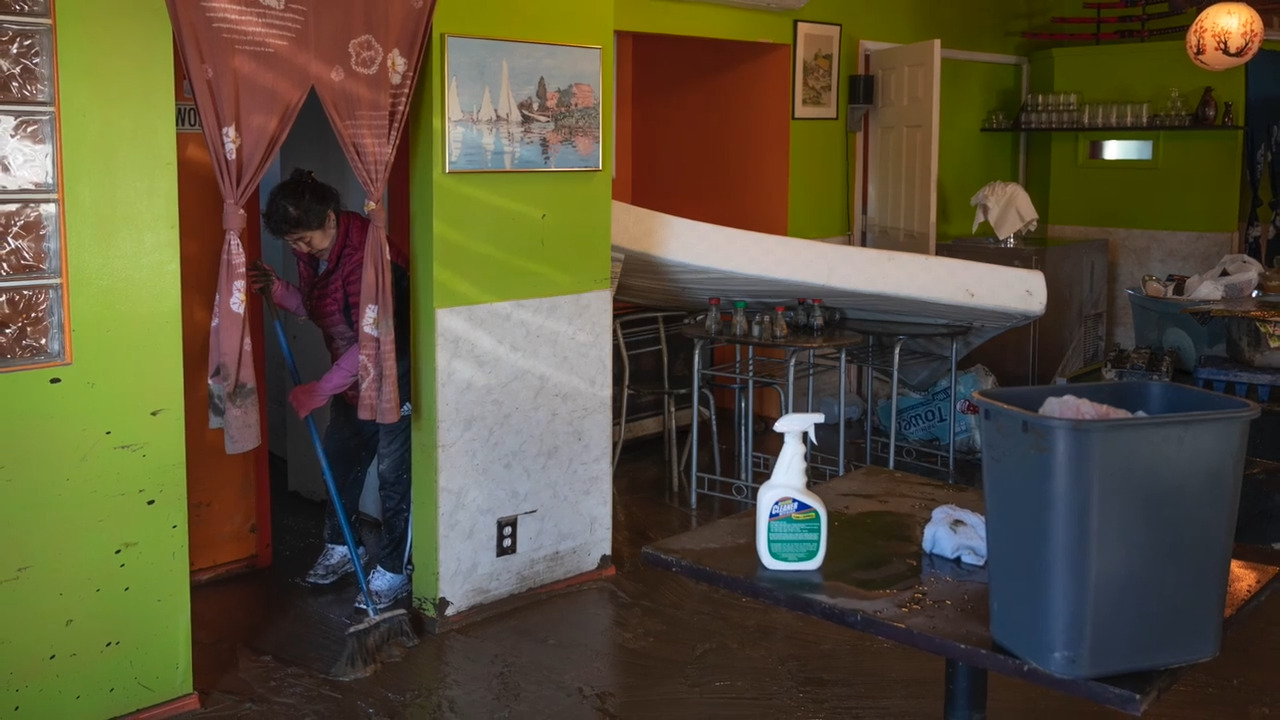 Businesses, city hall and more begin cleanup following flooding in ...