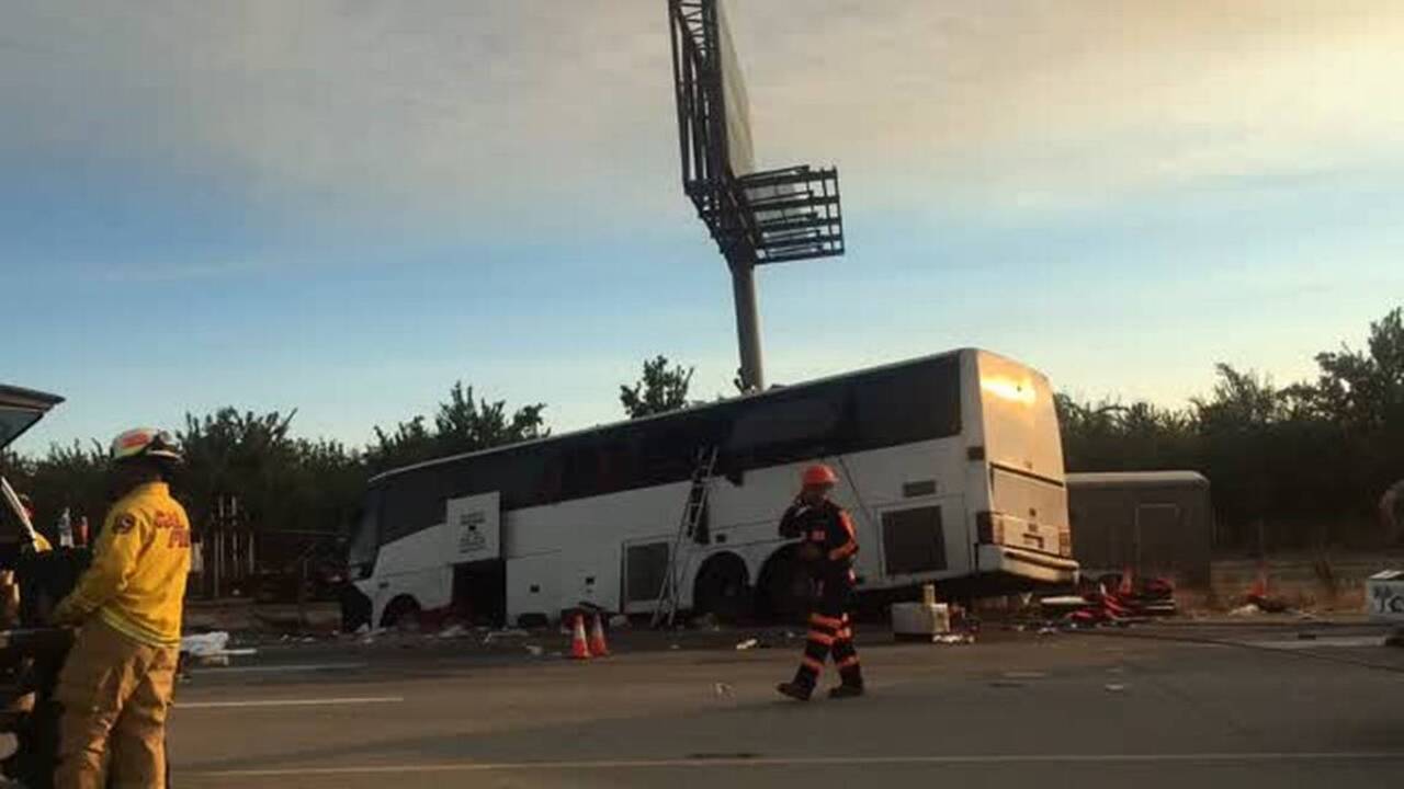 Update: 5 dead, more injured in bus crash | Merced Sun-Star