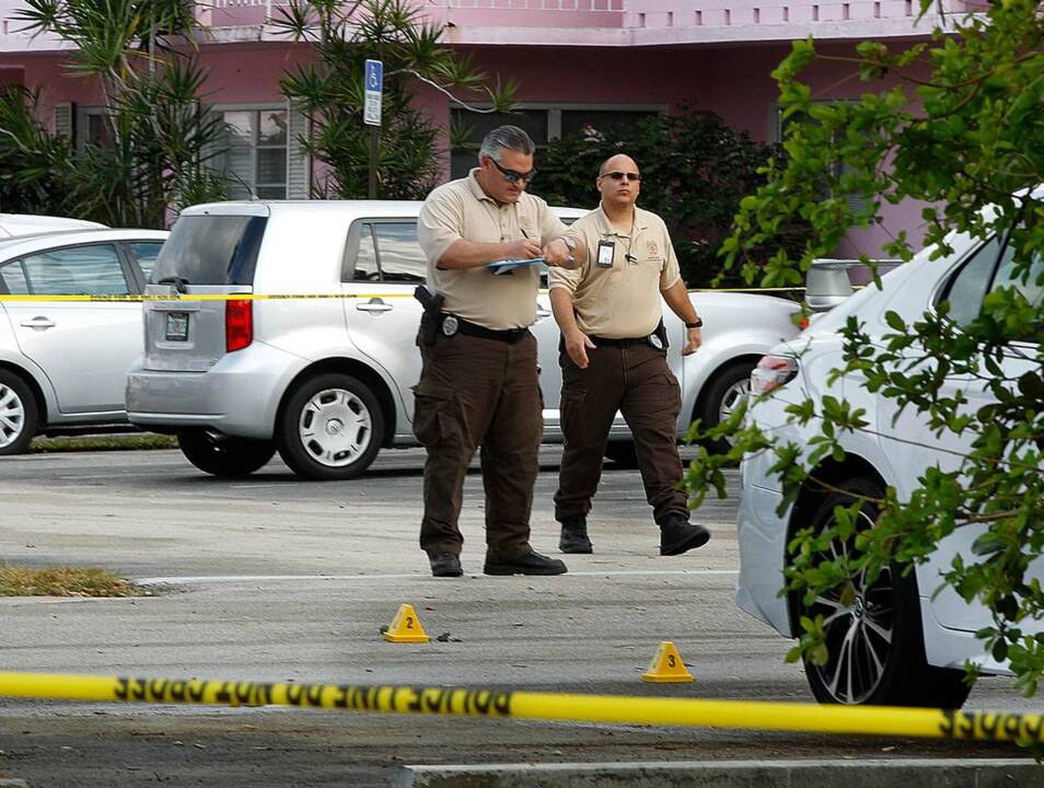 1 killed, 1 injured in Kendall shooting | Bradenton Herald