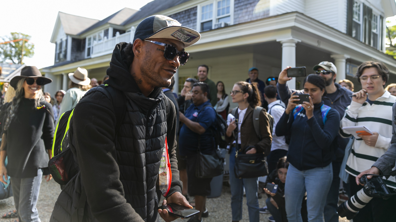 Venezuelan migrants leave Martha's Vineyard, Massachusetts | Miami Herald