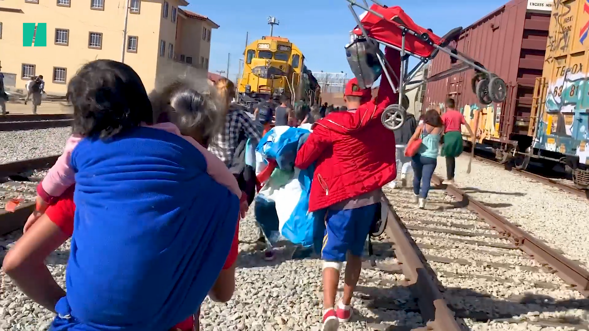 Neighbors Form Human Barricade To Protect Dad And Son From ICE Agents ...