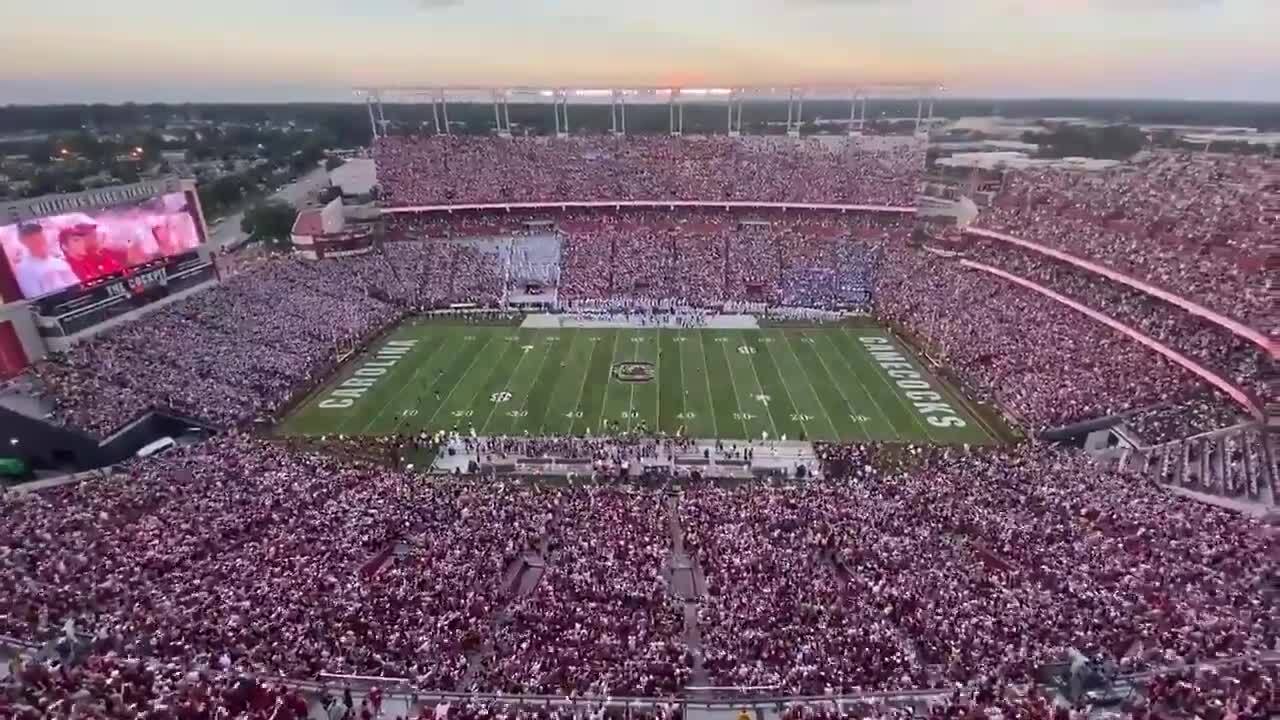 Video of new LED lights at USC's Williams Brice Stadium | The State