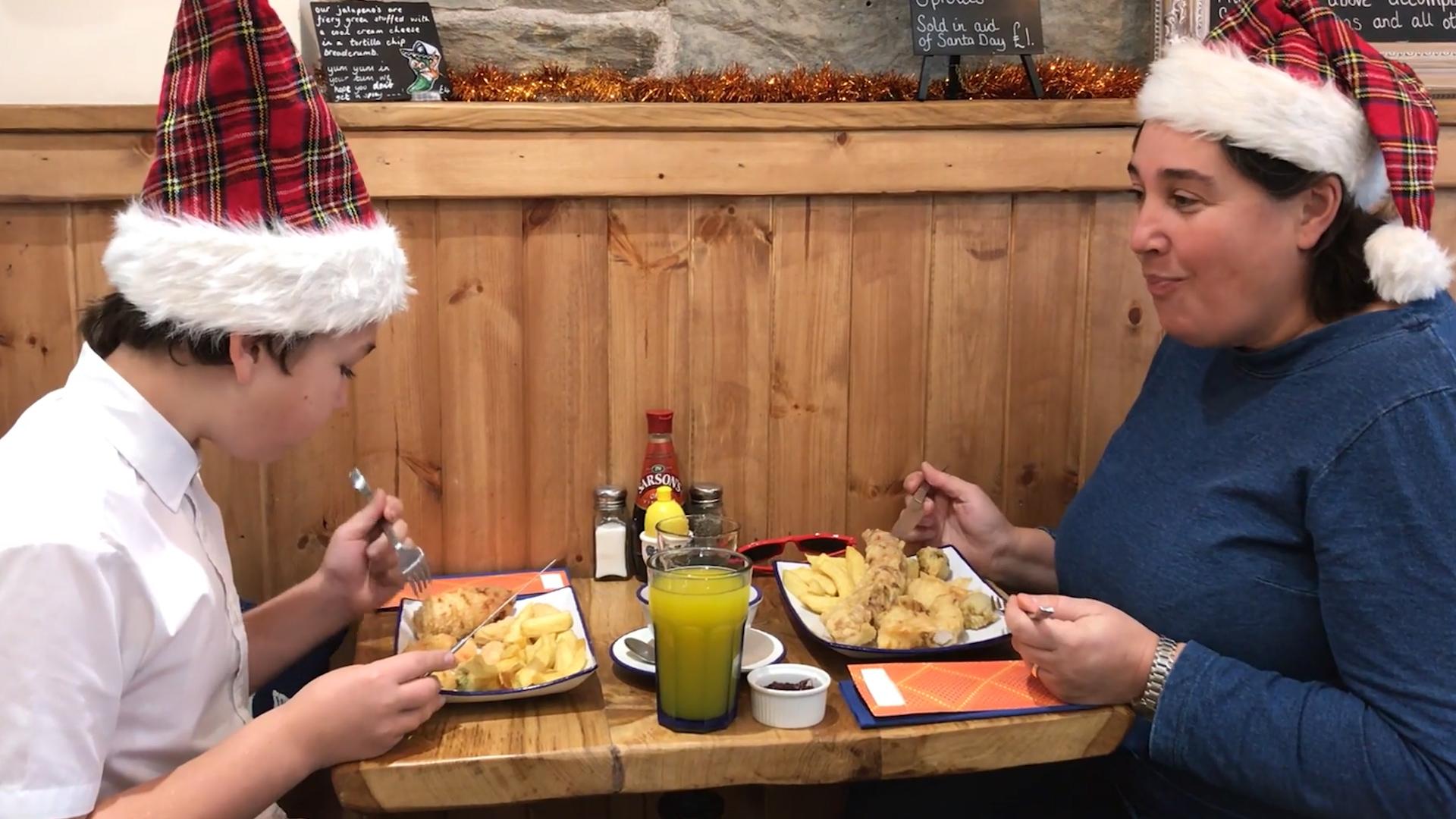 Deep-Fried Christmas Dinner On The Menu In Scottish Chip Shop ...
