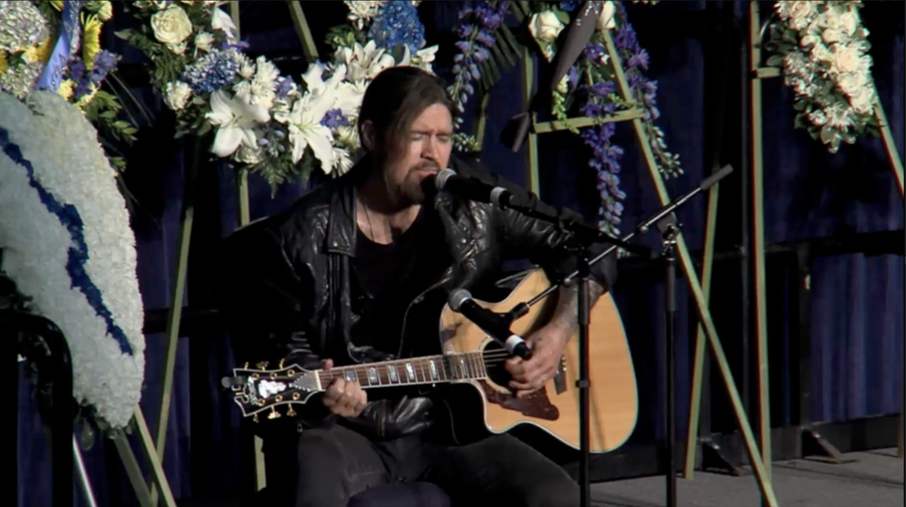 Billy Ray Cyrus performs at memorial service for Natalie Corona ...