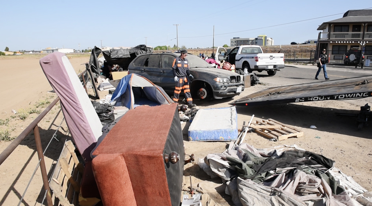 Turlock CA clears homeless camp & puts shelter on standby | Modesto Bee