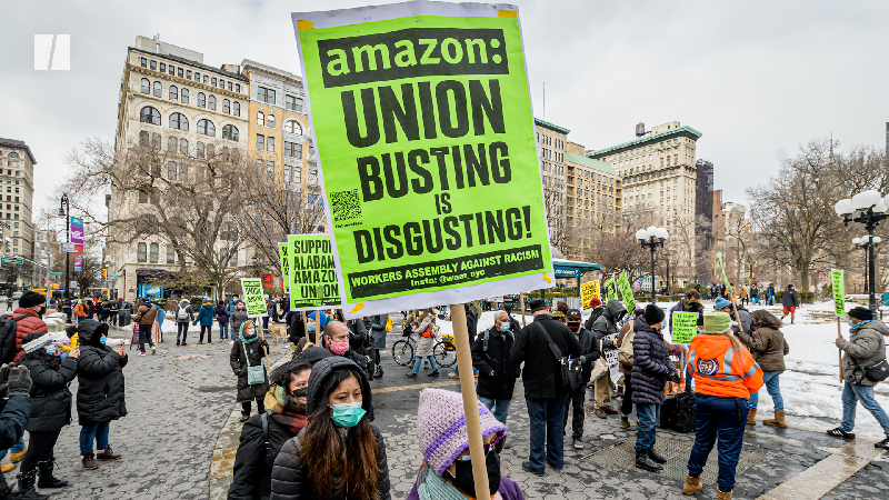Chris Smalls Of Amazon Labor Union Schools Senators On Union-Busting ...