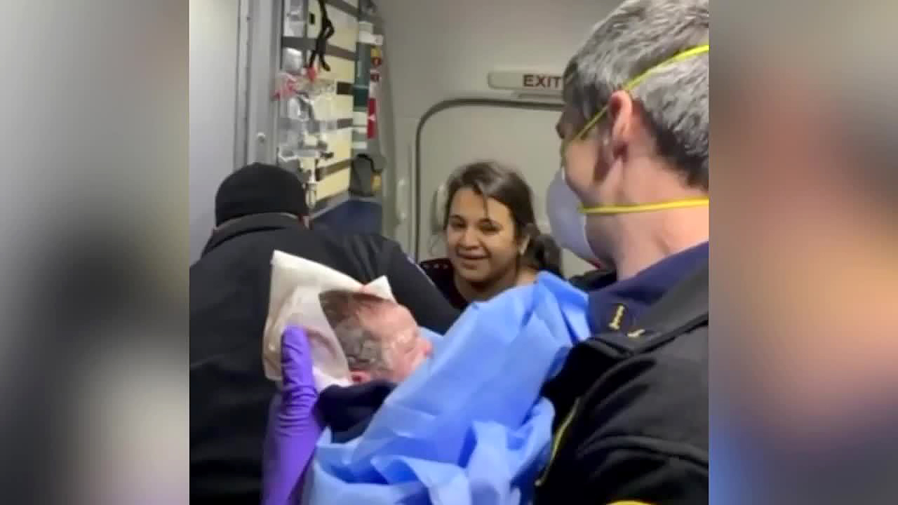Raleigh Mom Gives Birth On Flight From Mexico Officials Charlotte