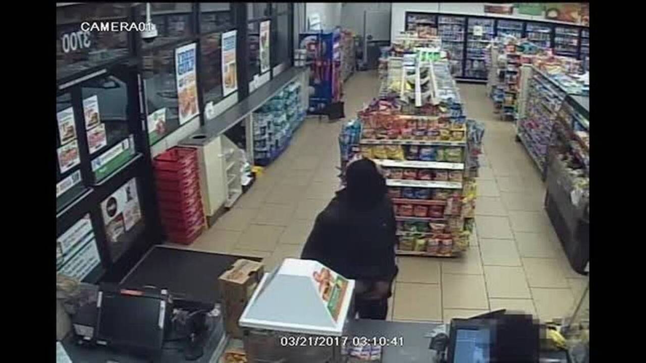 Armed Robbery Suspect Forgets To Put On Mask Bradenton Herald