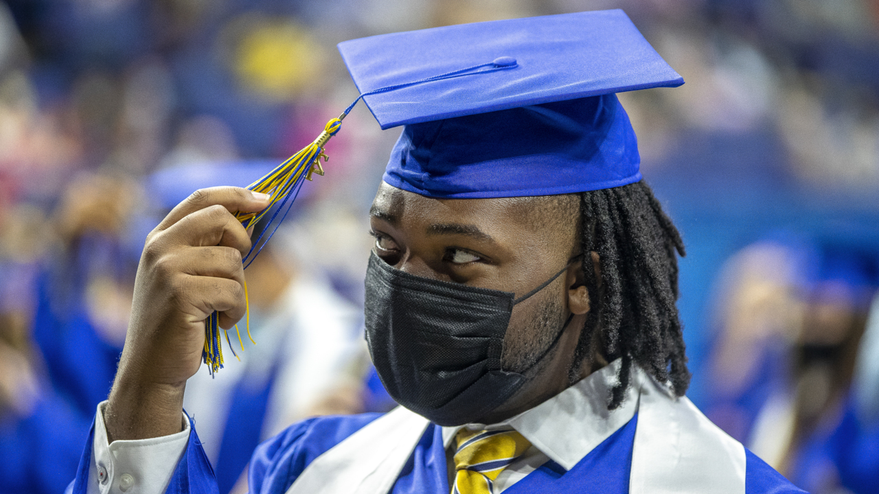 Henry Clay High School 2021 graduation at Rupp in Lexington | Lexington ...