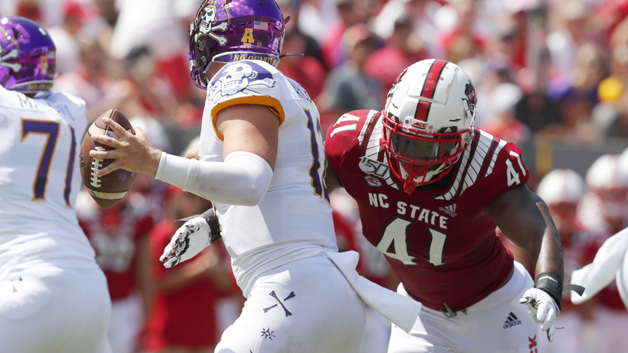 Watch NC State's Isaiah Moore sacks ECU quarterback Holton Ahlers ...
