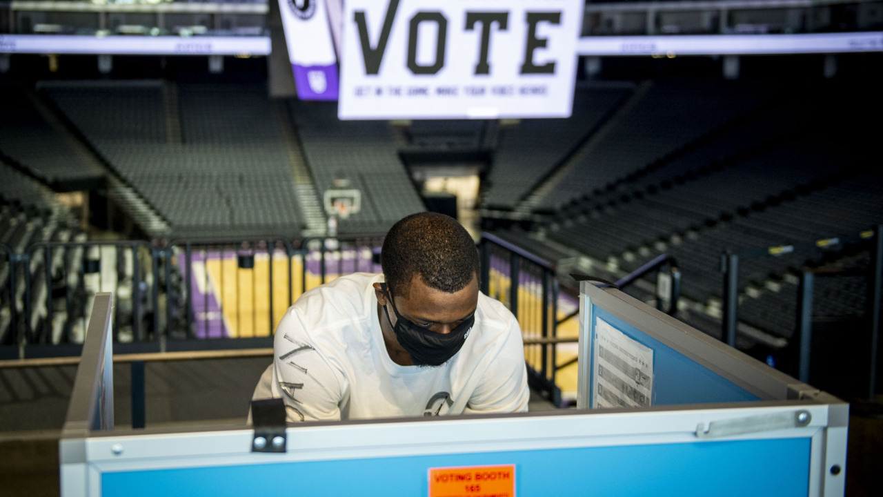 Sacramento CA, federal officials staff up for Election Day | Sacramento Bee