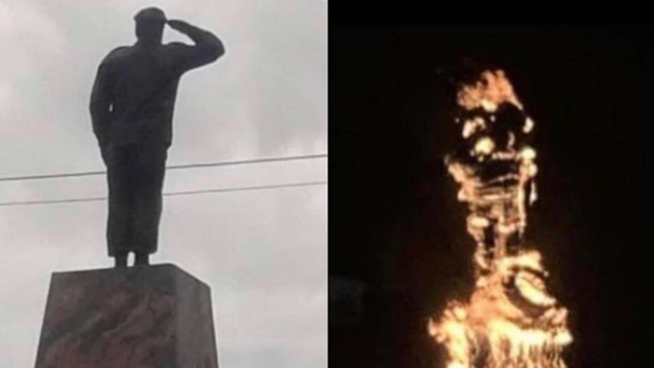 Venezuelan protesters burn Hugo Chavez statue in Bolivar | Miami Herald