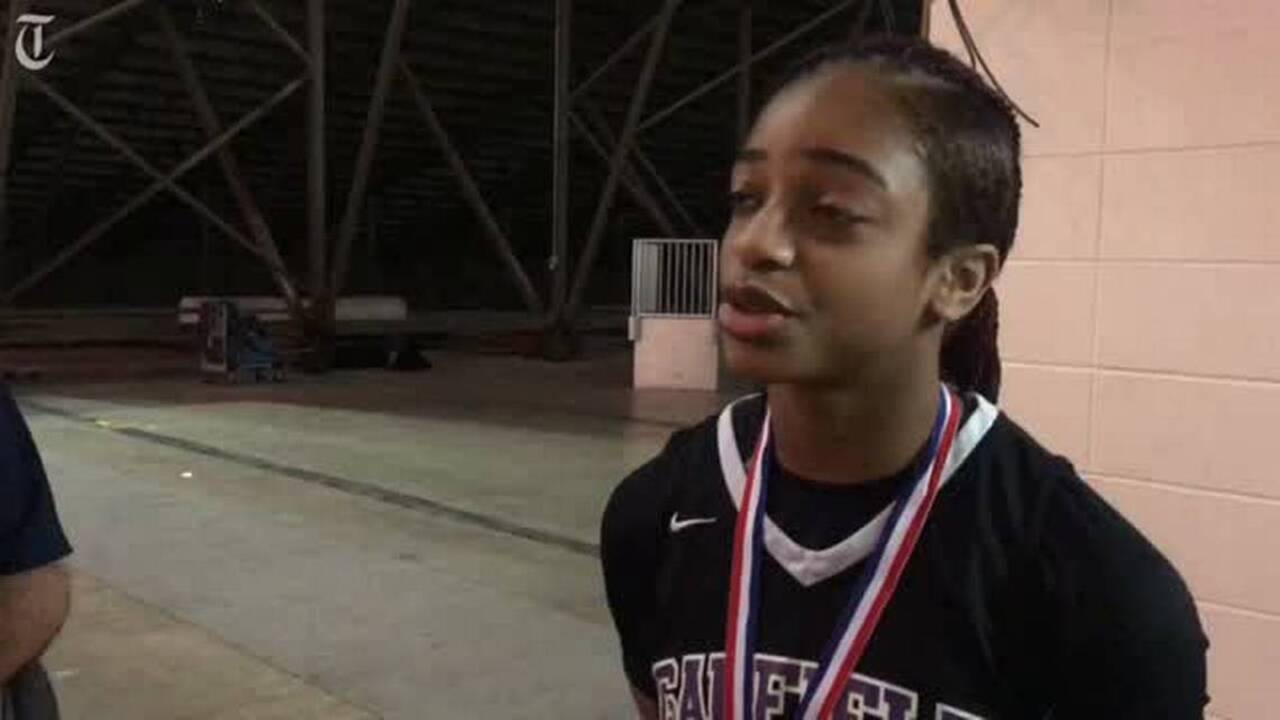 Garfield’s Jayla Howard reacts after hitting buzzer-beating 3 vs ...