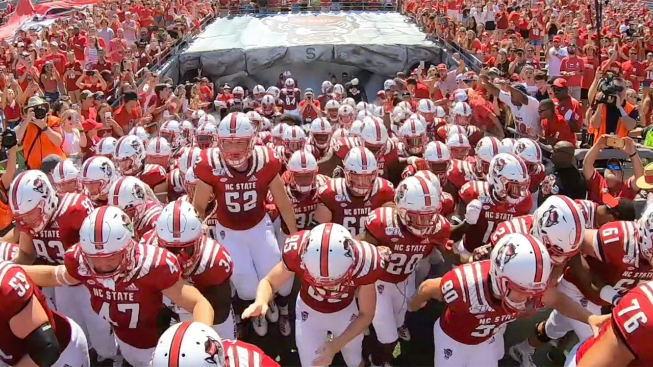 The NC State Wolfpack football team's pregame traditions | Raleigh News ...