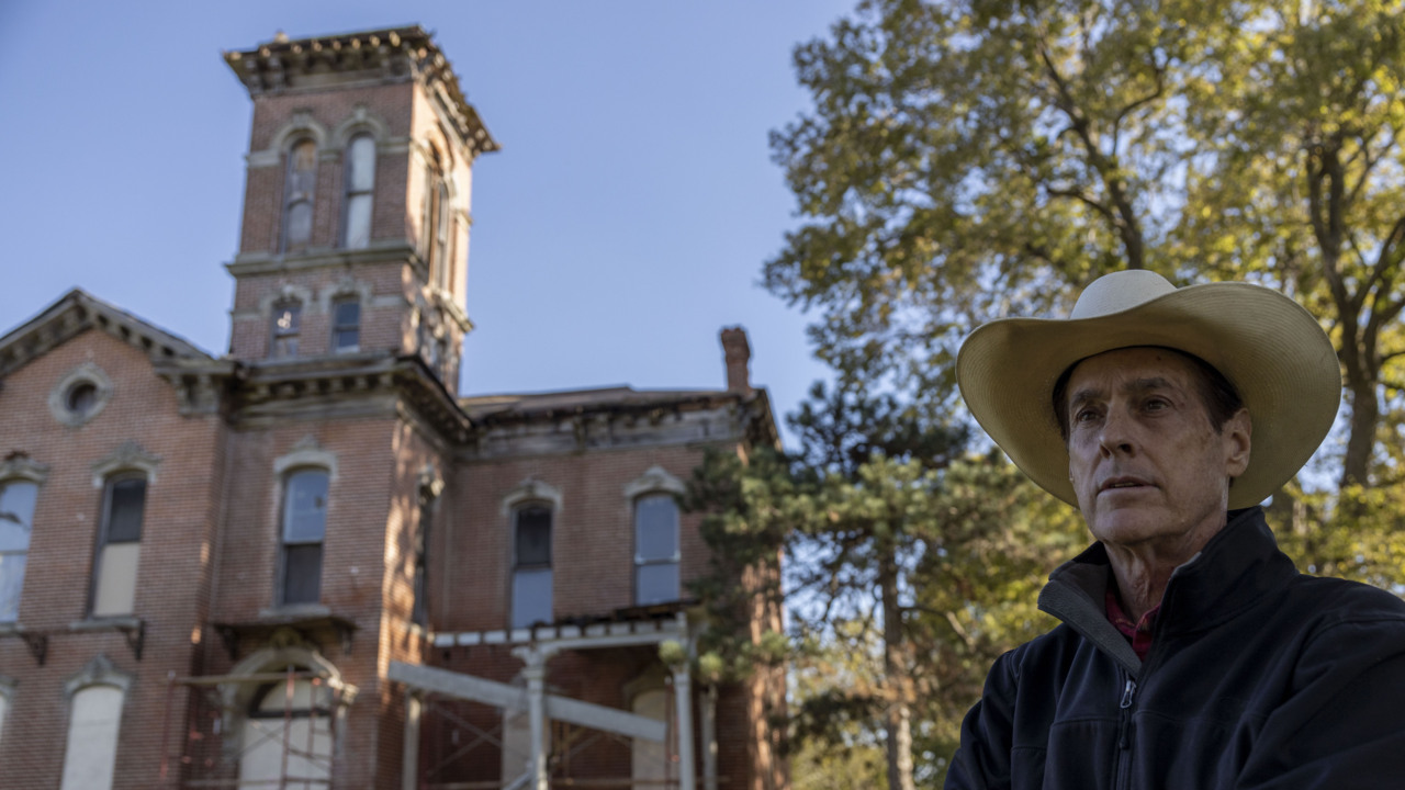 Owner of Sauer Castle defends condition of historic Kansas City, Kansas ...