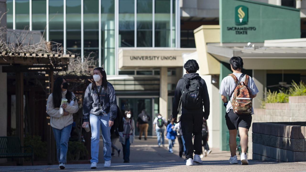 Video: Sac State students return for in-person learning | Sacramento Bee