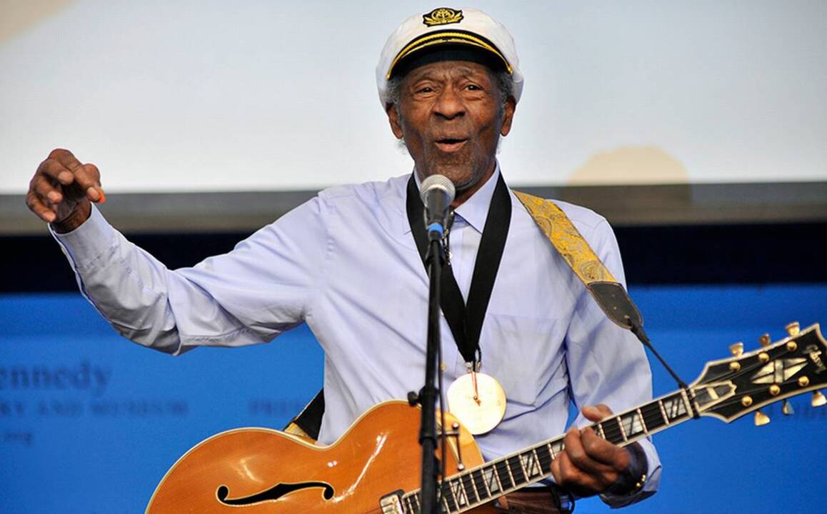 Hendrix, Clapton make list of greatest rock music guitarists ...