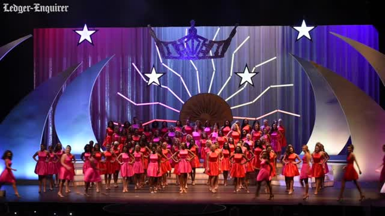 Video notebook: Check out the glitz and glamour of opening moments at ...