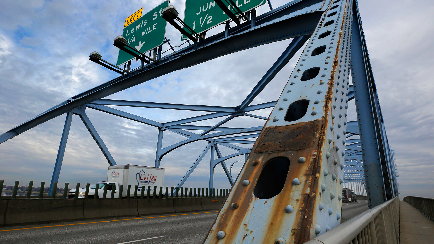 Blue bridge repainting project will slow traffic through 2025 in Tri ...