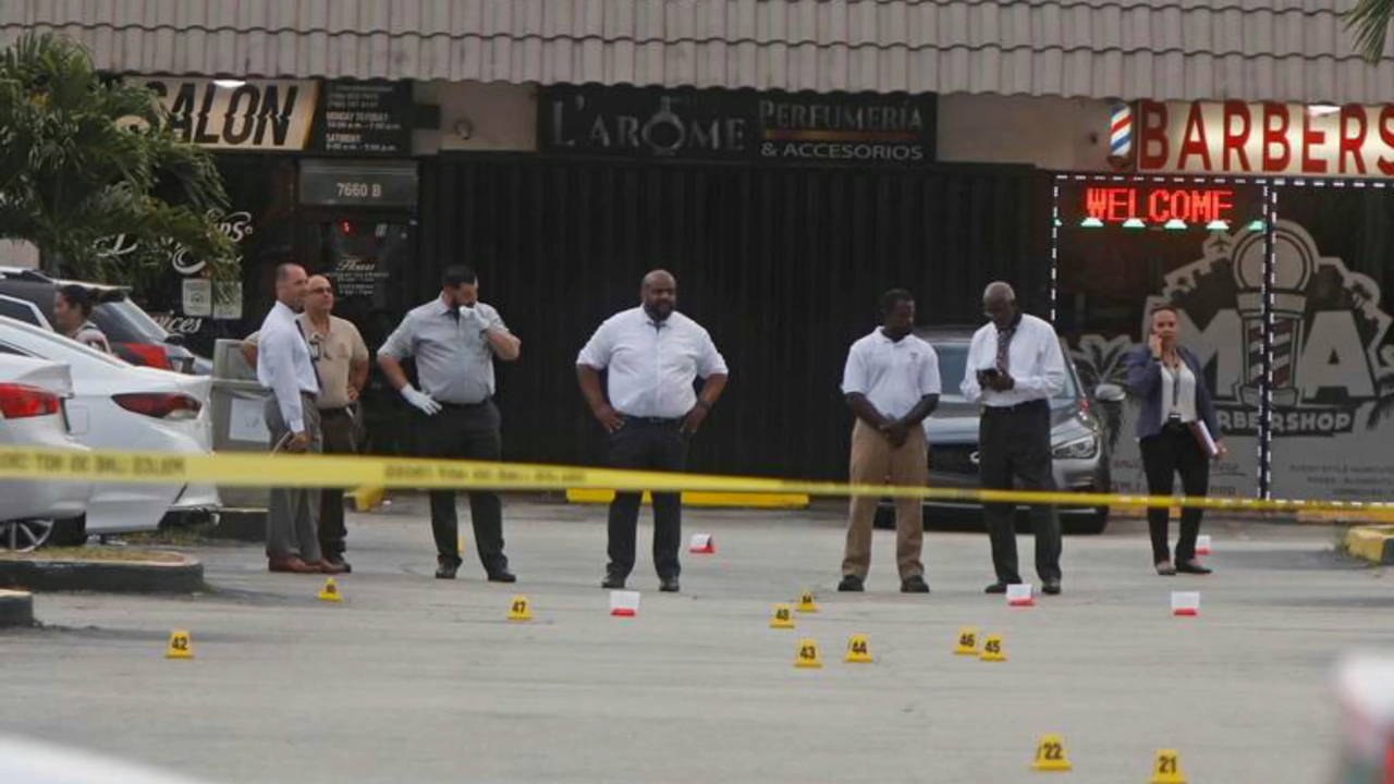 Police release 911 calls during mass shooting | Miami Herald