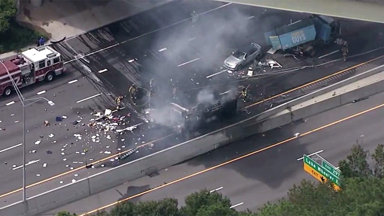 Wreck on I-40 closes interstate in Raleigh | Raleigh News & Observer