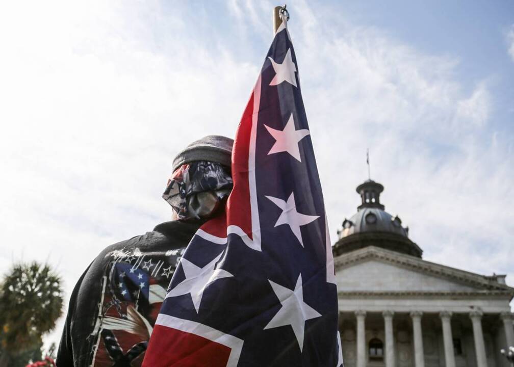 Confederate Flag rises again at SC State House | Durham Herald Sun