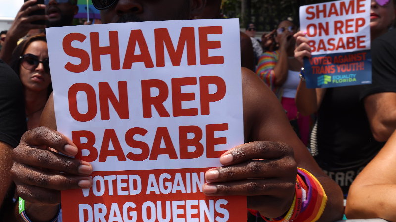 Fabián Basabe booed at the Miami Beach Pride | Miami Herald