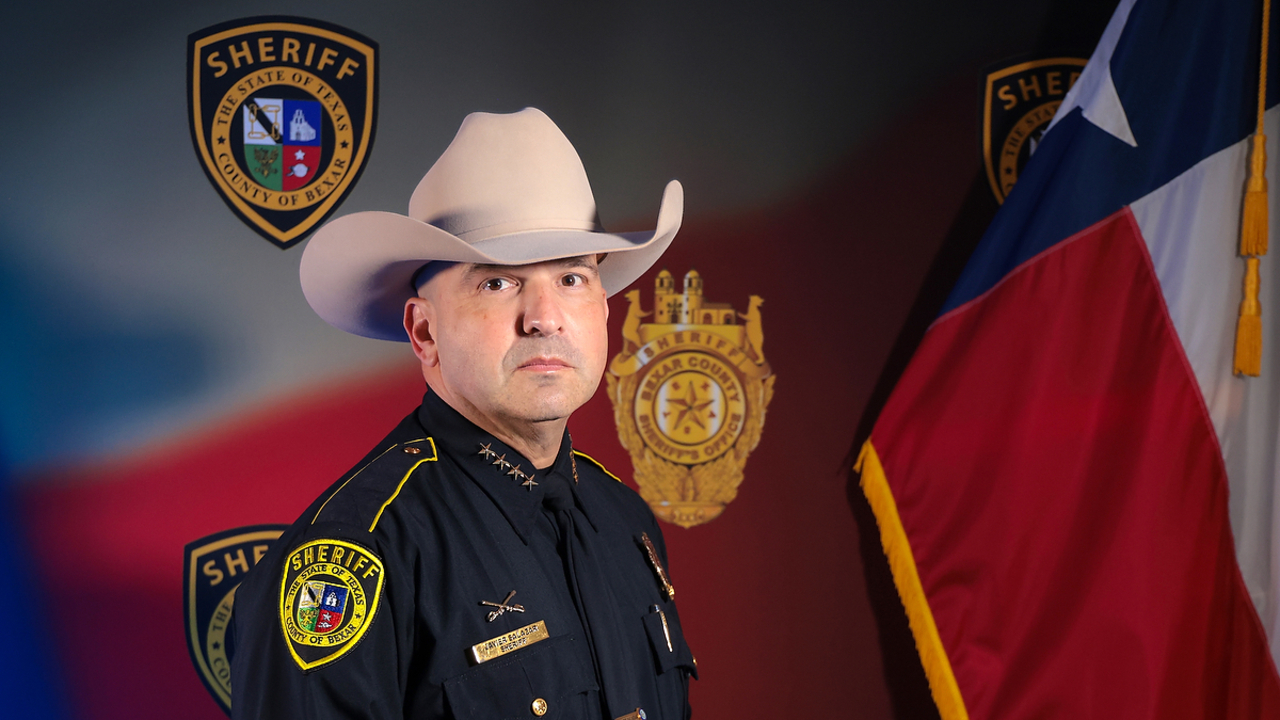 Sheriff de Texas abre investigación sobre vuelos de inmigrantes | El ...