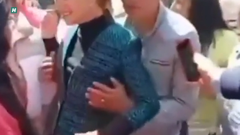 Man Seen On Video Groping Mexico President Claudia Sheinbaum | HuffPost ...