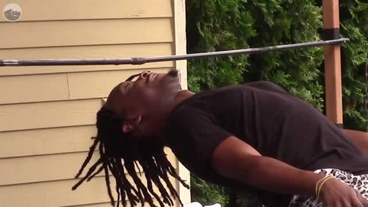 Watch Kenyan acrobats form human pyramids at the Lynden Fair | The State