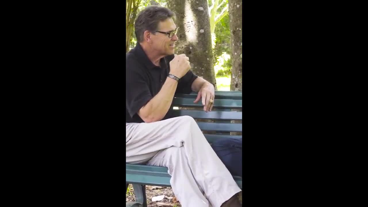 Rick Perry On Donald Trump's Proposed Border Wall: 'You Can't Do That ...